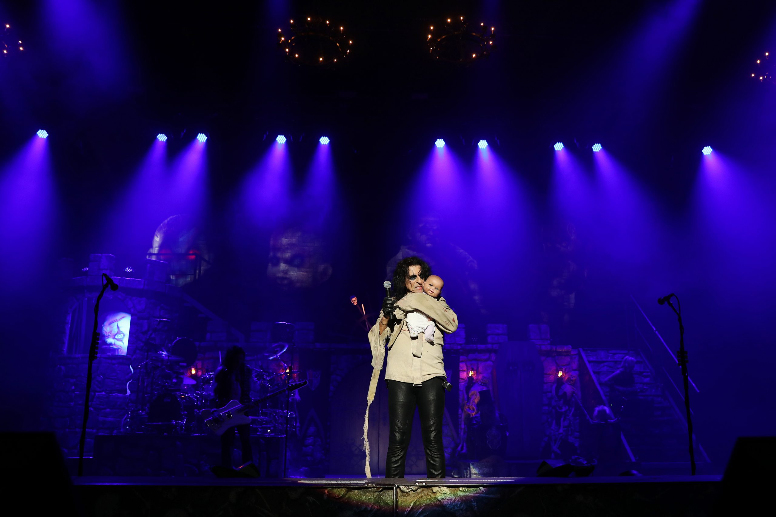 G-SET - Alice Cooper - Gallagher Staging & Manufacturing